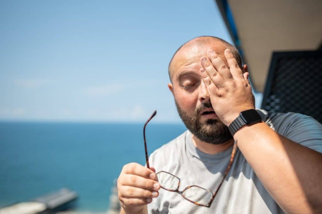 What Causes High Eye Pressure? (How to Reduce it)